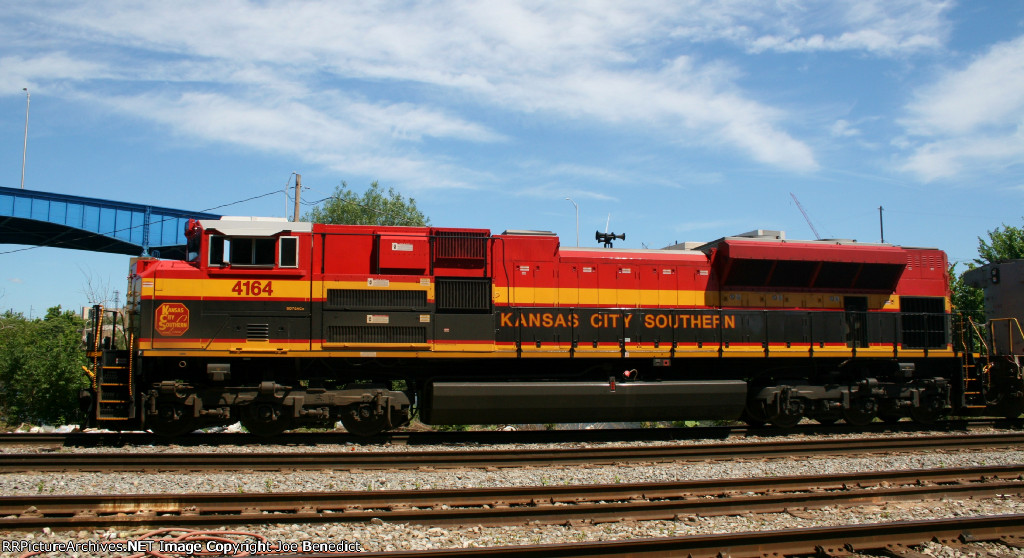 KCS 4164 on CSX K044